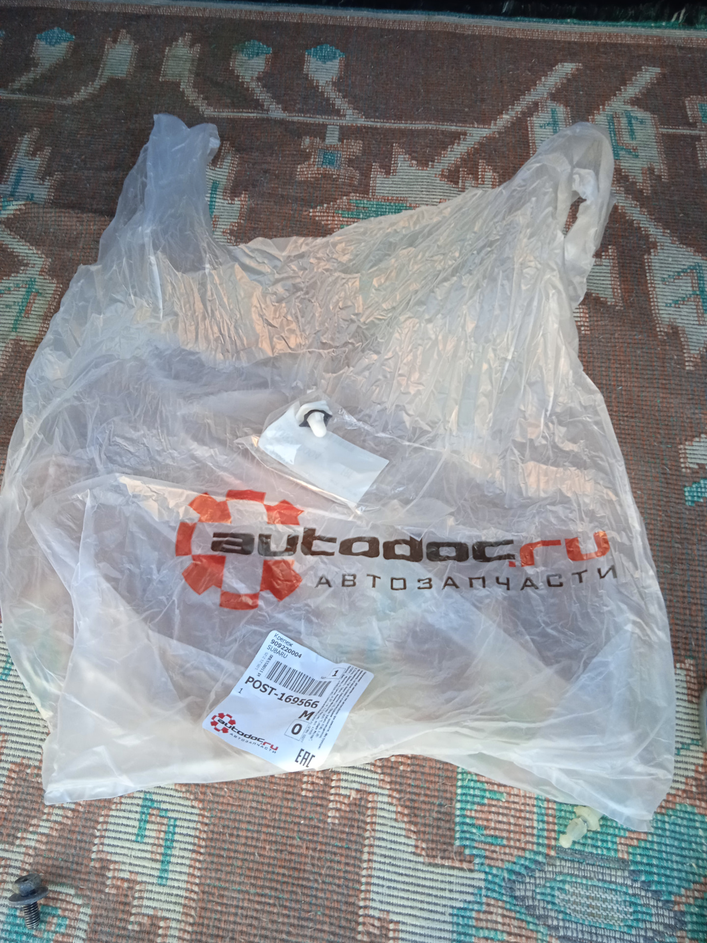 Замена ролика натяжителя приводного ремня, ремонт направляющей заднего ...