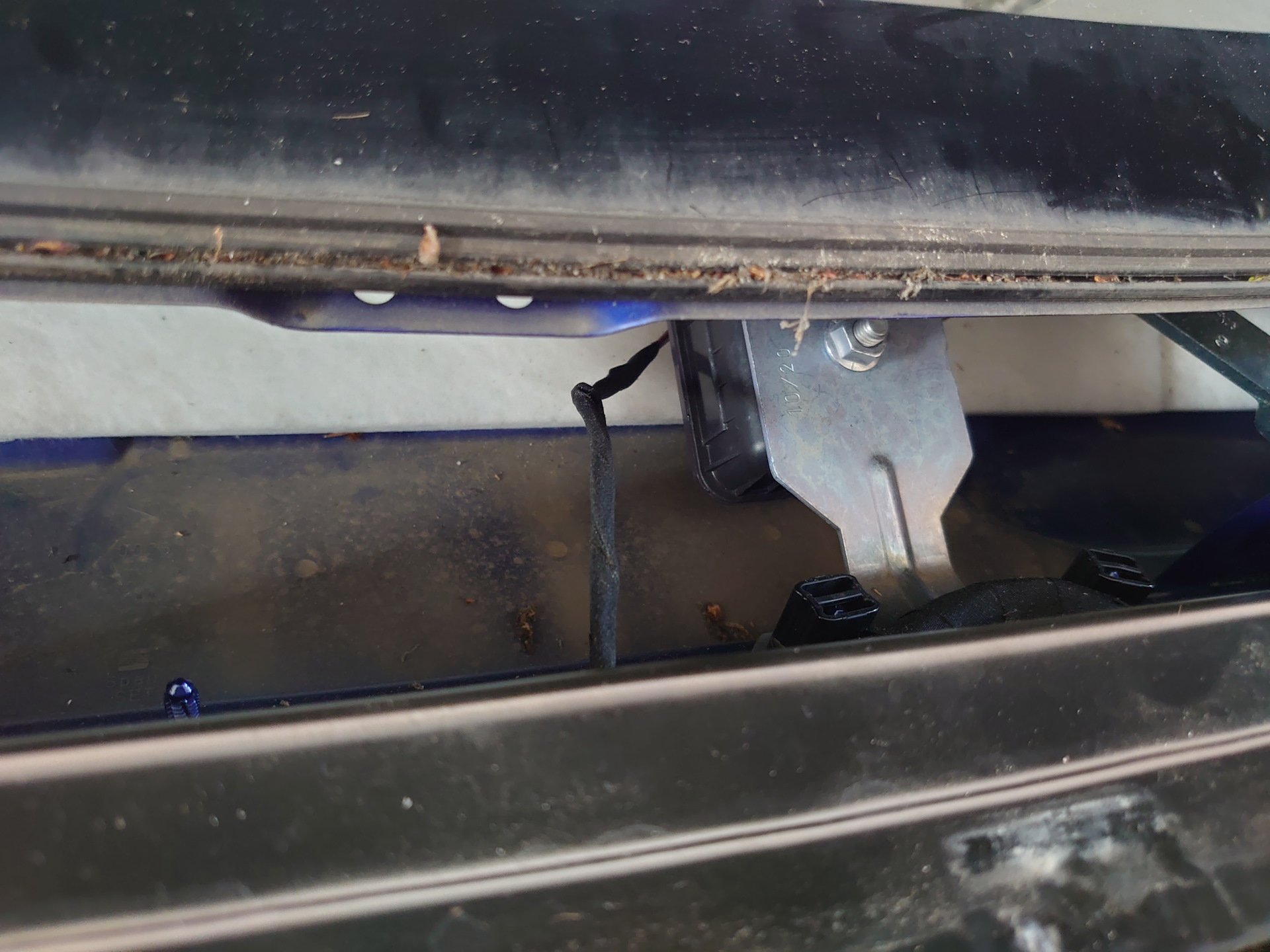 Retrofitting the Soundaktor/ Structure born noise generator. — SEAT ...