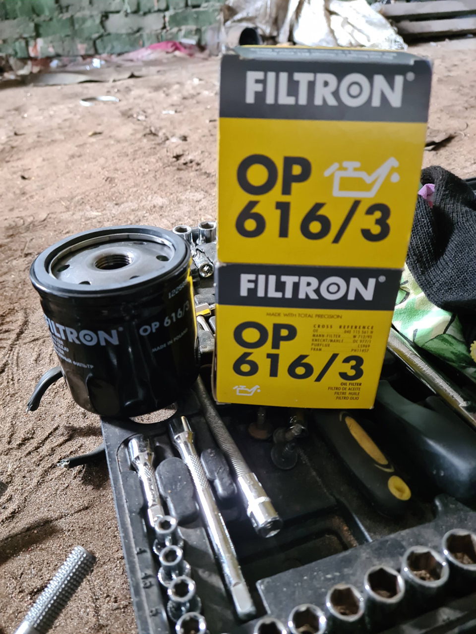 Очередное ТО 14 — Volkswagen Polo Sedan, 1,6 л, 2017 года | плановое ТО ...