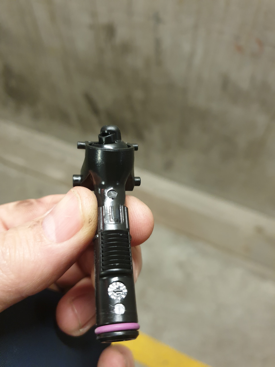 7P6955103 Форсунка VAG | Запчасти на DRIVE2