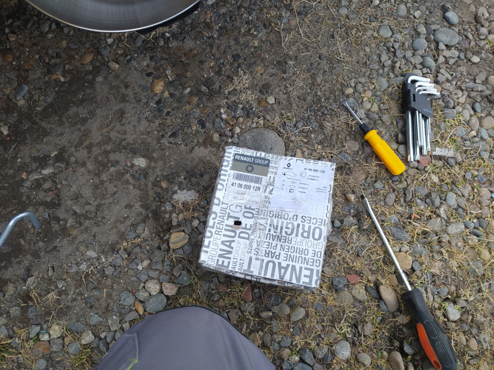 410600012R Колодки тормозные передние Laguna III RENAULT | Запчасти на ...