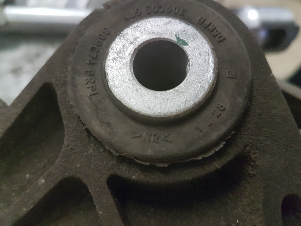 305605 Комплект пыльника, приводной вал LOEBRO | Запчасти на DRIVE2