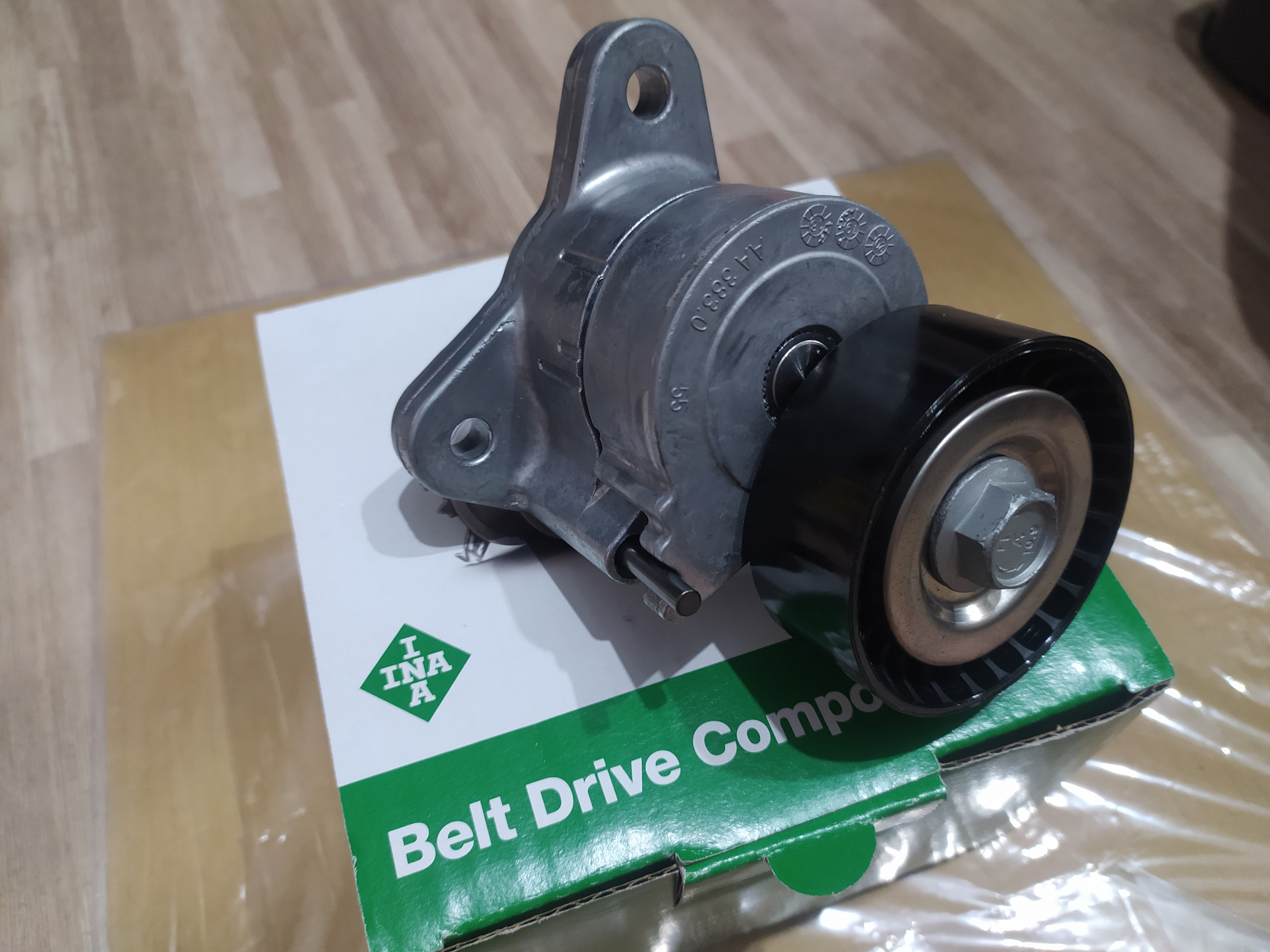 Замена переднего сальника коленвала, + шкиф + натяжитель — Mitsubishi ...