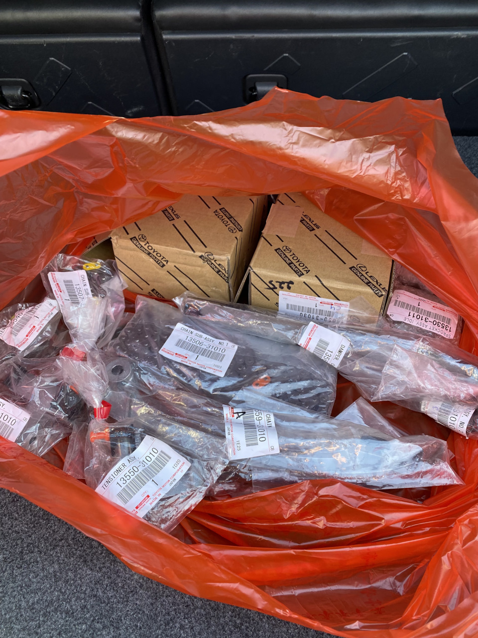 1355031010 Натяжитель цепи привода грм TOYOTA LEXUS | Запчасти на DRIVE2