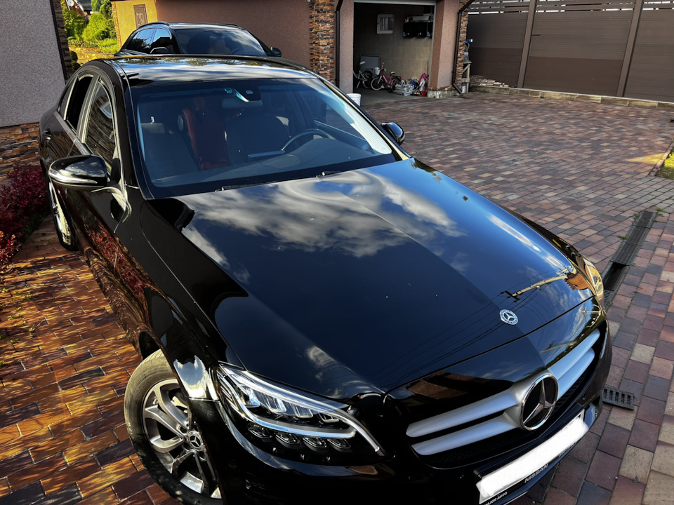 Занялся кузовом, пока нанёс воск карнауба, а дальше подумаю — Mercedes-Benz C-Class (W205), 1,6 ...