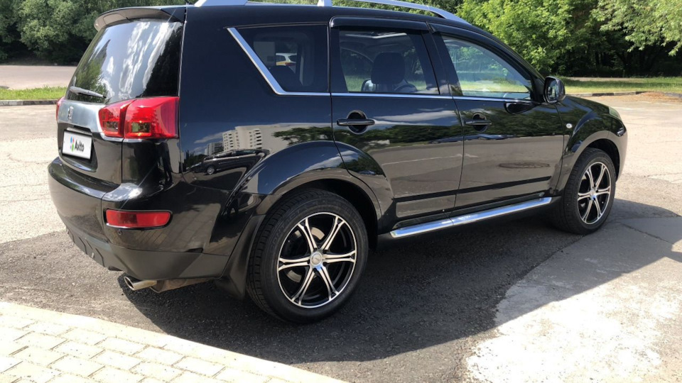 Peugeot 4007 2.4 бензиновый 2008 | на DRIVE2
