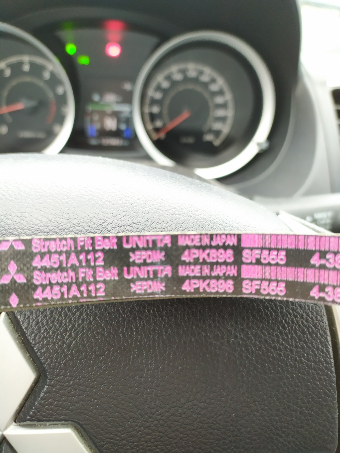 Замена ремней — Mitsubishi Lancer X, 1,6 л., 2013 года | плановое ТО ...