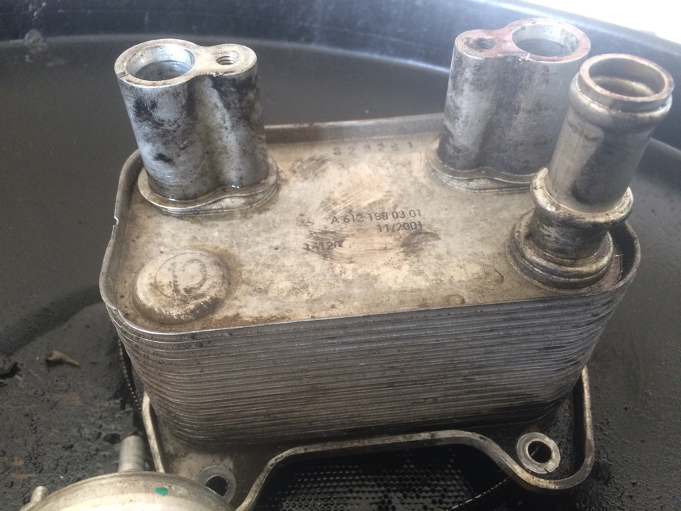 A6121880301 Радиатор масляный Mercedes | Запчасти на DRIVE2