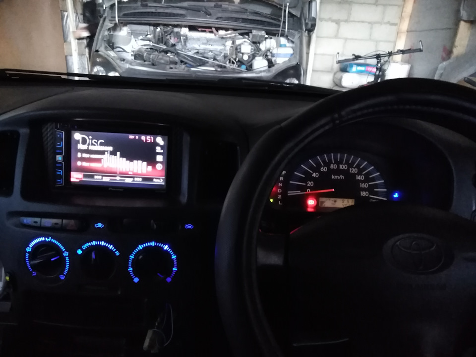 Колхоз прет — Toyota Probox, 1,5 л, 2004 года | тюнинг | DRIVE2