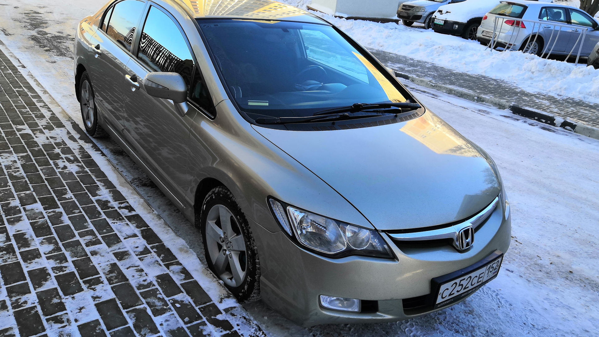 Honda Civic 4D (8G) 1.8 бензиновый 2008 | FD7 EXE на DRIVE2