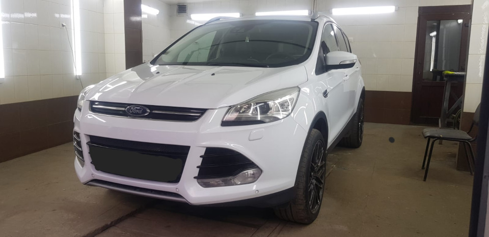 Снова в строю! — Ford Kuga (2G), 1,6 л, 2015 года | кузовной ремонт ...