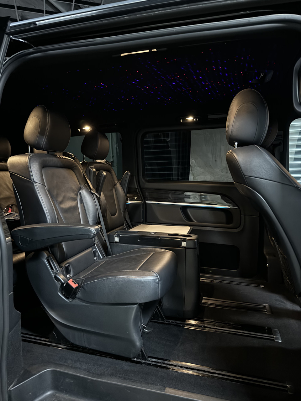 Фото — Mercedes-Benz V-Class (W447), 2,1 л, 2018 года | мойка | DRIVE2