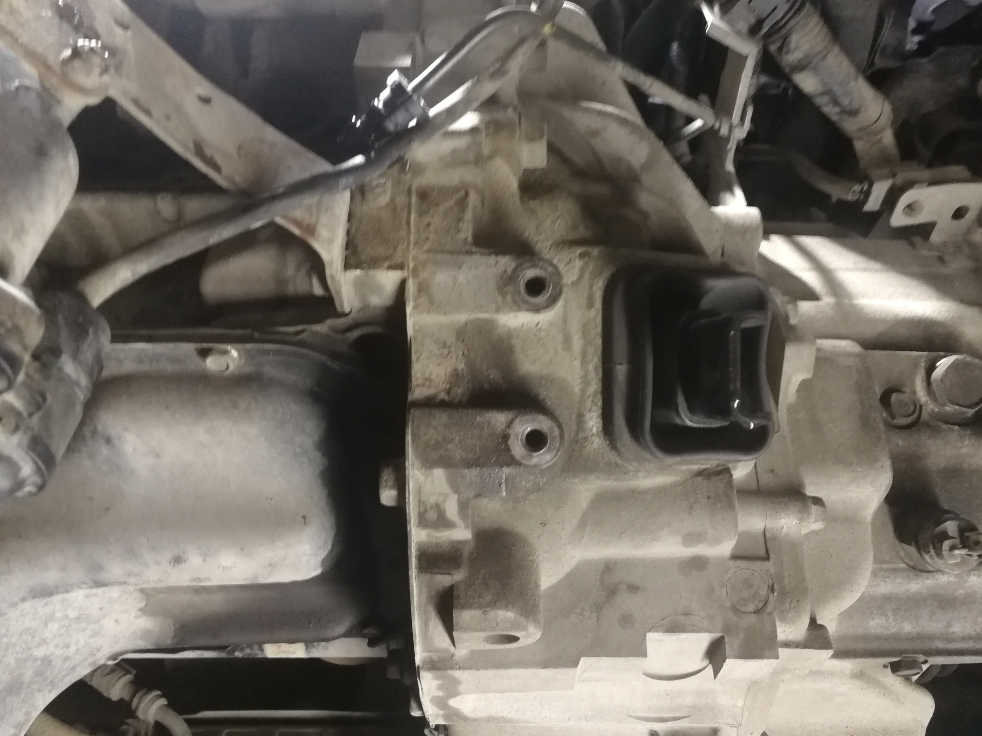 Поменял рабочий цилиндр сцепления mazda 3 bk — Mazda 3 (1G) BK, 1,6 л ...