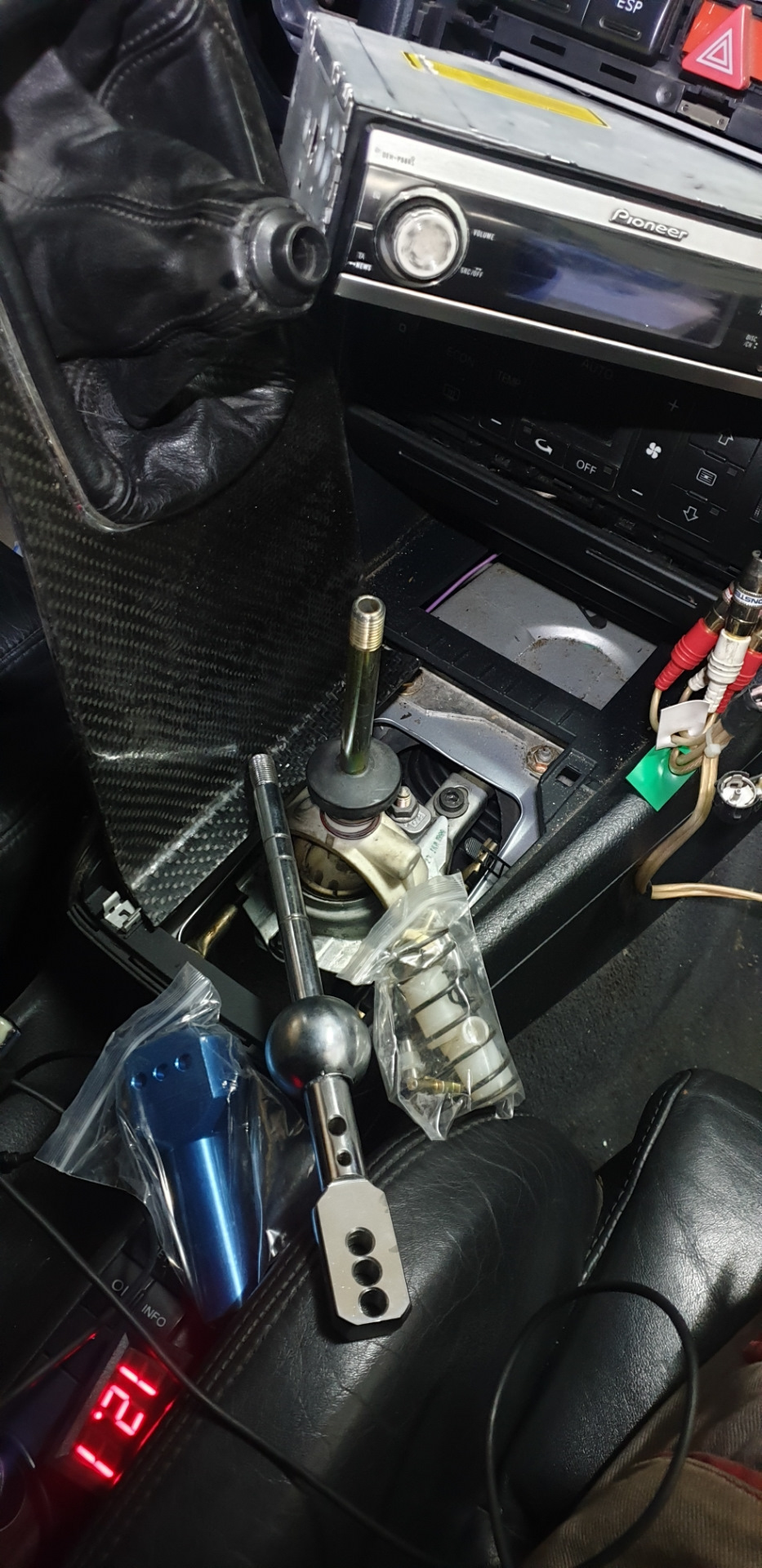 Short shifter — Audi S4 (B5), 2,7 л, 2000 года | аксессуары | DRIVE2