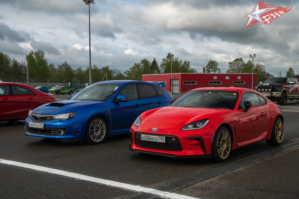 Первый выезд на трек — Toyota GR86, 2,4 л, 2022 года | тюнинг | DRIVE2