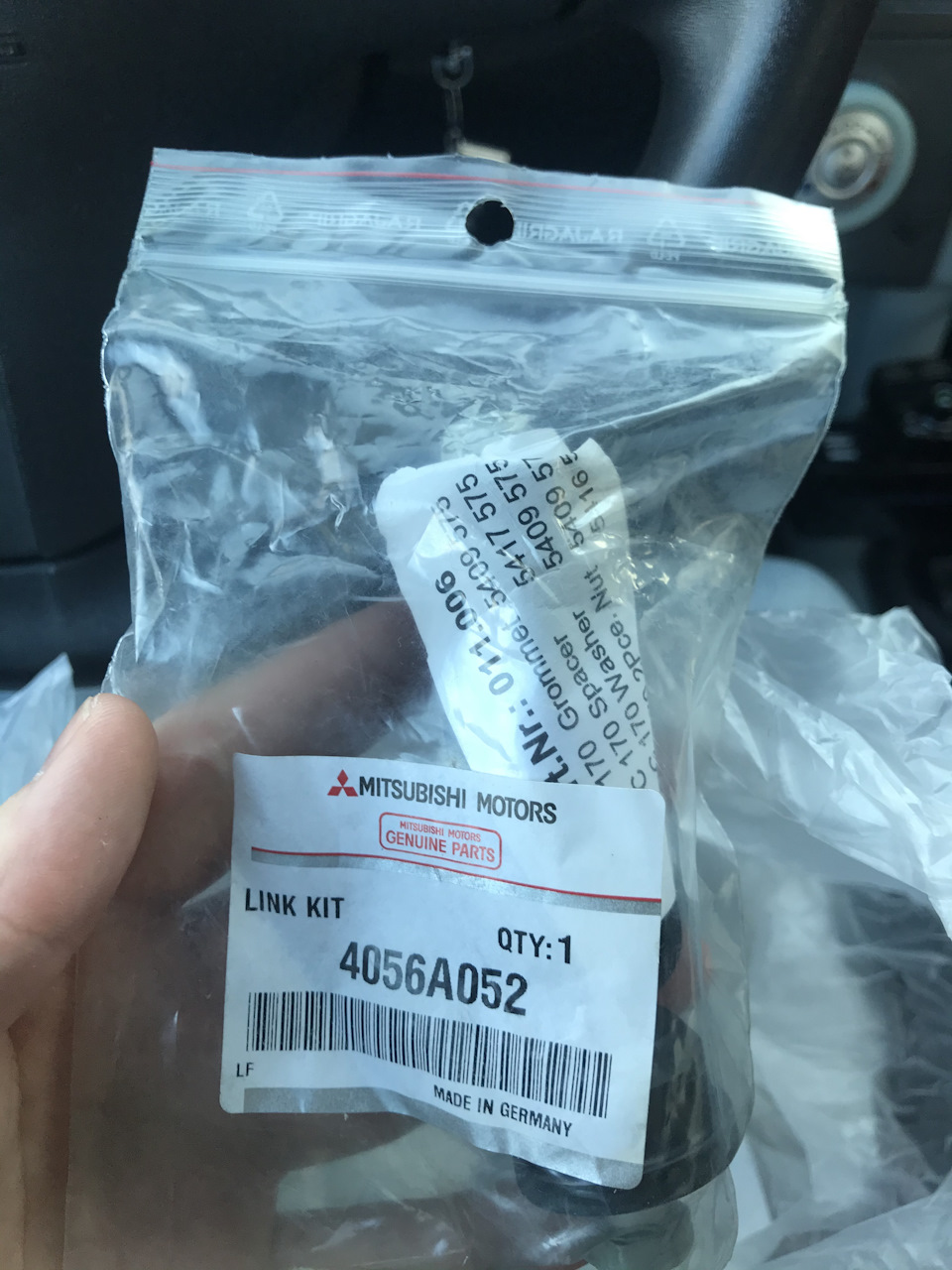 Замена стоек, втулок стабилизатора и опорных подшипников — Mitsubishi ...