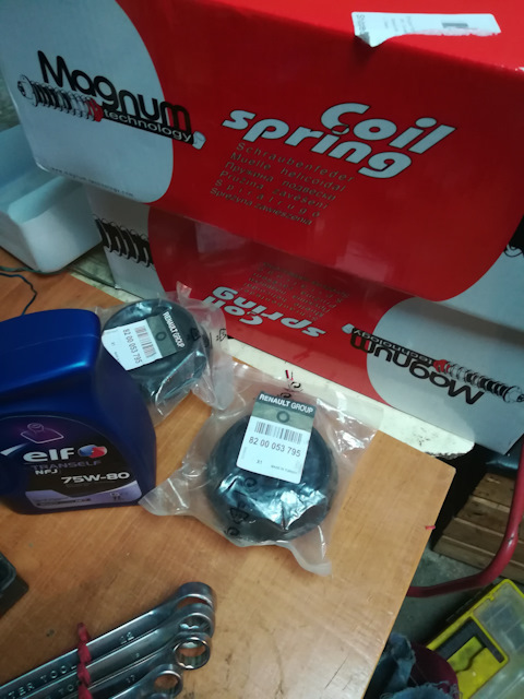 8200053795 Элемент опоры пер стойки (рез, мет) RENAULT | Запчасти на DRIVE2