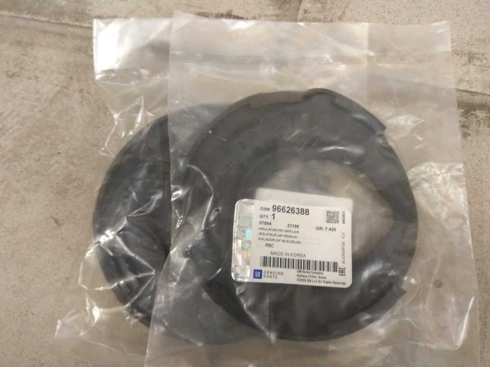 Капиталка передней подвески — Chevrolet Captiva (1G), 2,4 л, 2011 года ...