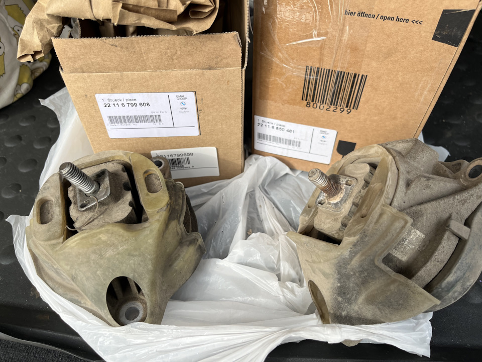 Замена масла и подушек двс — BMW X3 (F25), 2 л, 2011 года | плановое ТО ...