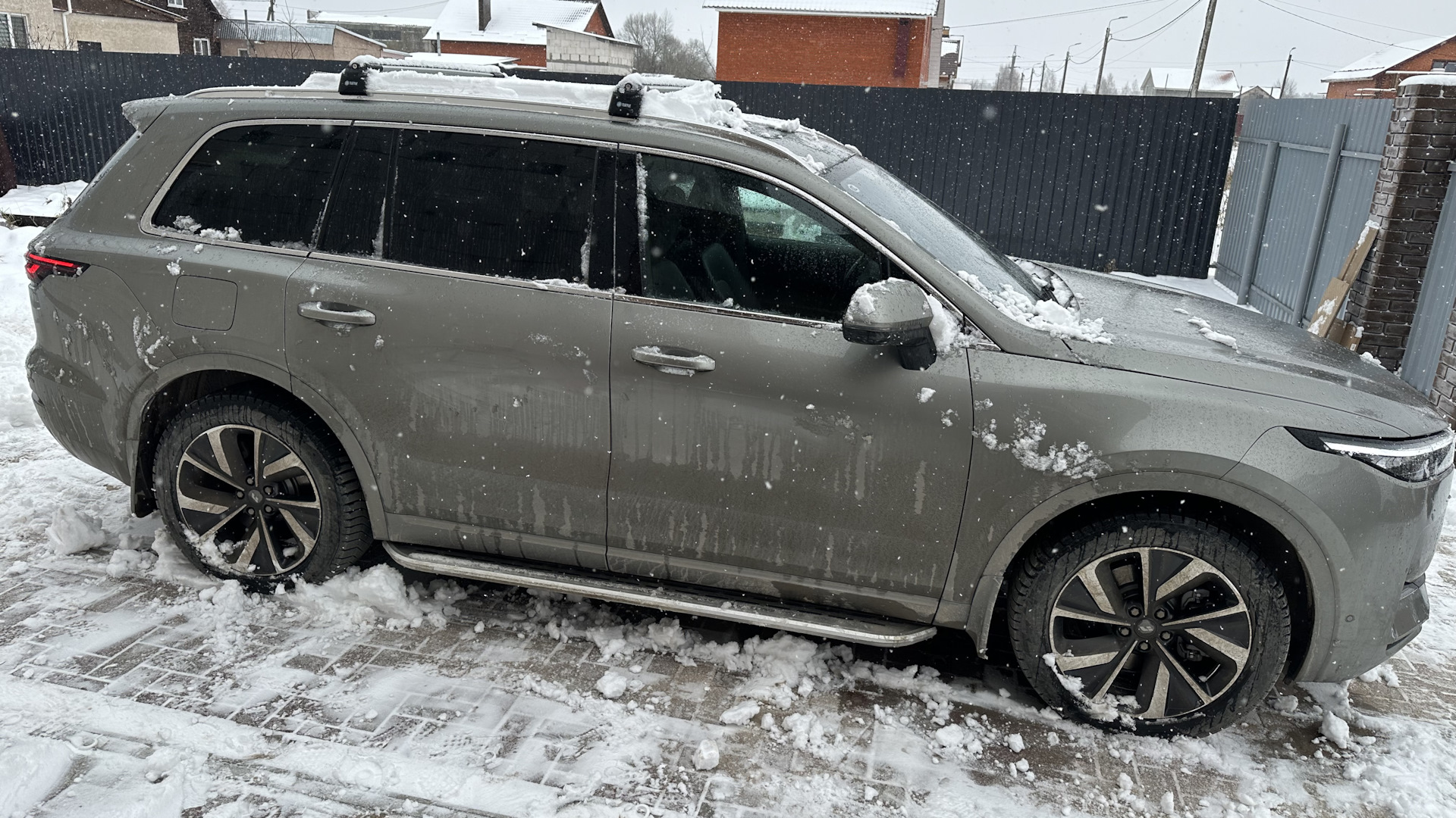 Li Auto One 1.2 гибридный (Plug-in) 2022 | Копейка на DRIVE2