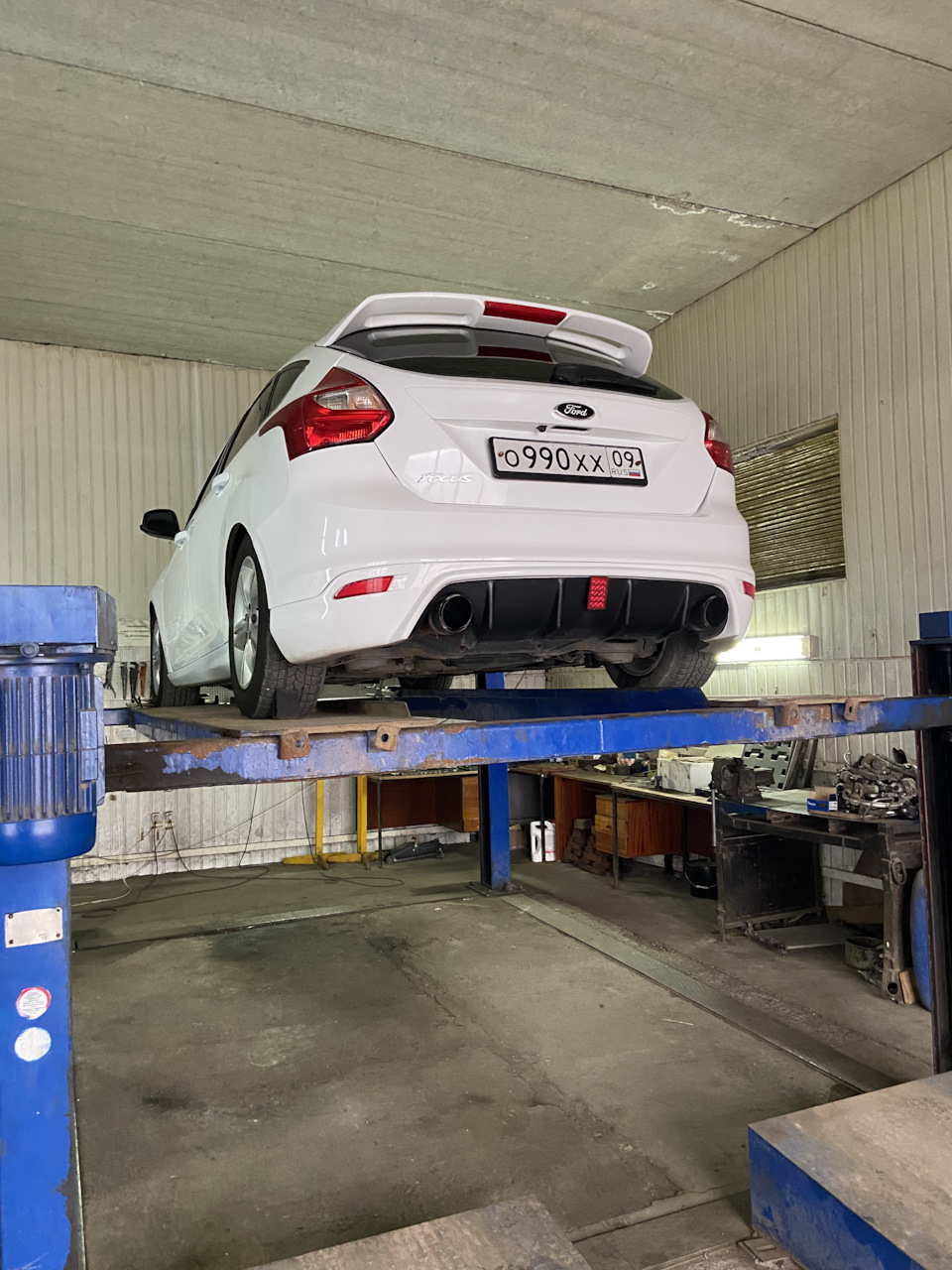 Замена сцепления — Ford Focus Hatchback III, 1,6 л, 2013 года | поломка ...