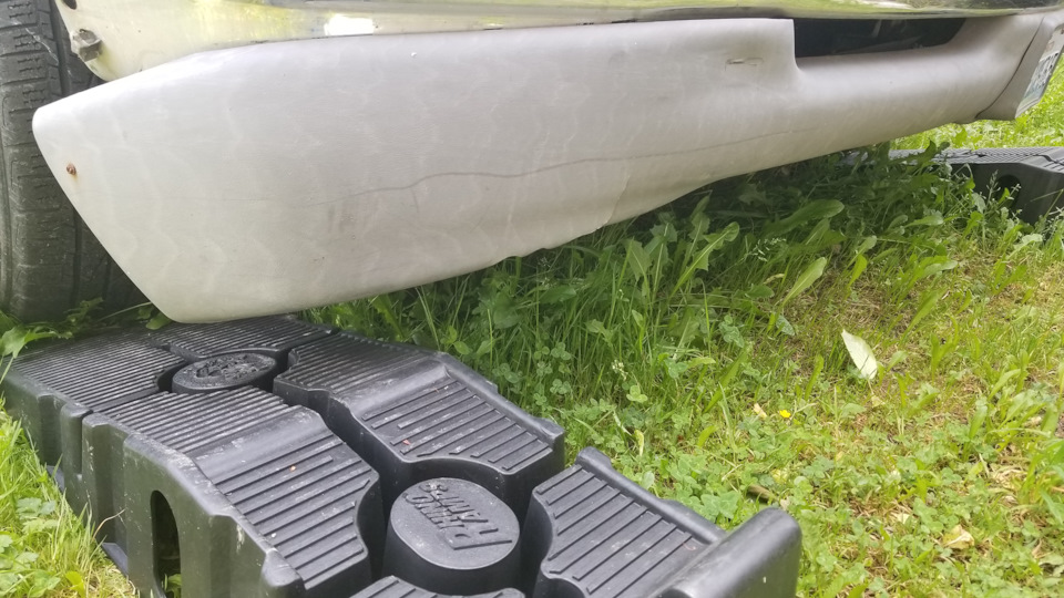 Виагра для бампера — Ford E-Series (4G), 5,4 л, 2000 года | своими ...