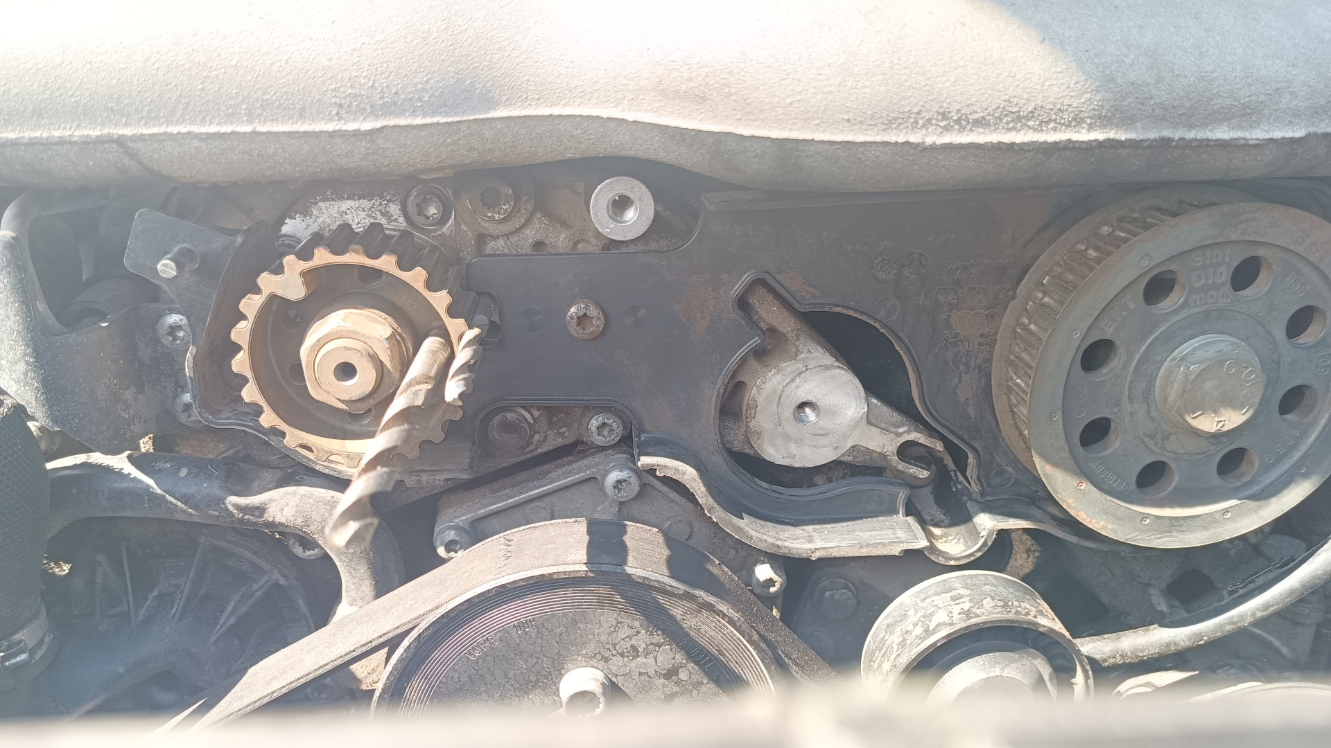 Замена ремня привода ТНВД на CASA — Volkswagen Touareg (1G), 3 л, 2009 ...