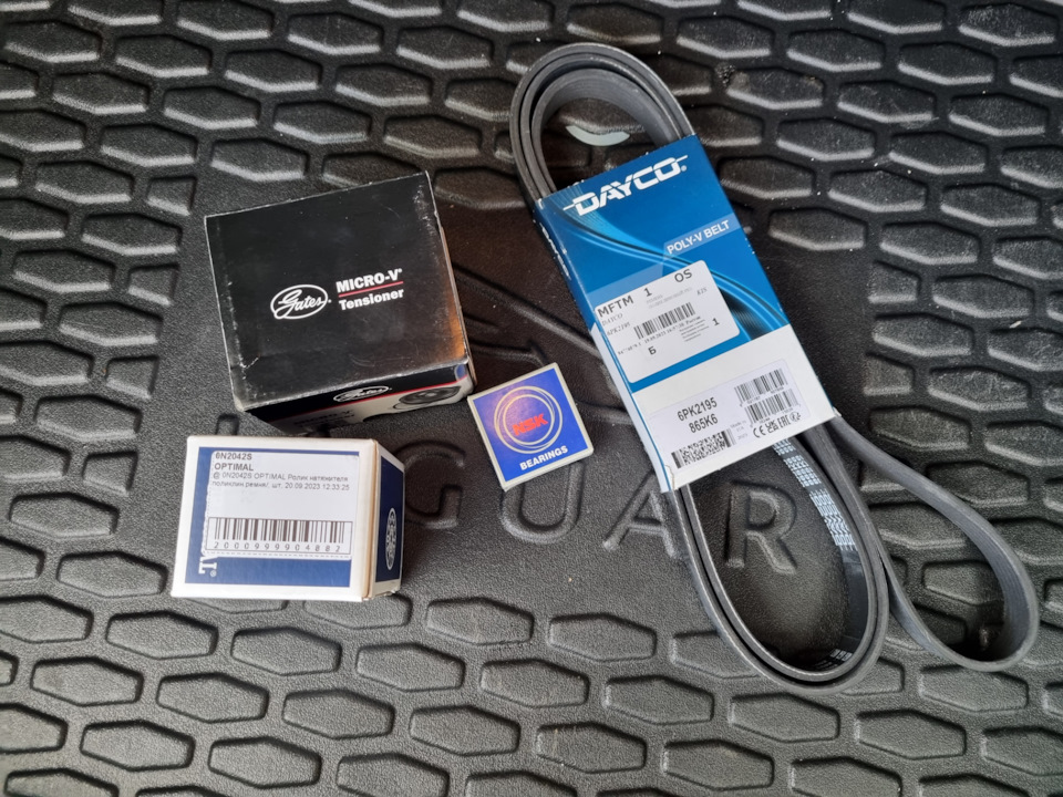 Замена роликов ремня генератора — Jaguar XF (1G), 2 л, 2013 года ...