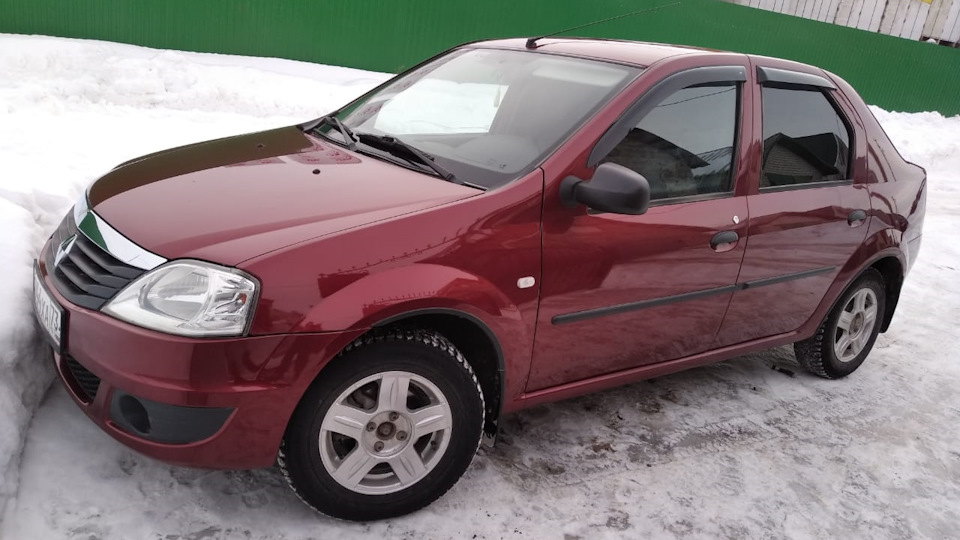 Renault Logan (1G) 1.6 бензиновый 2010 | 1.6 АКПП на DRIVE2