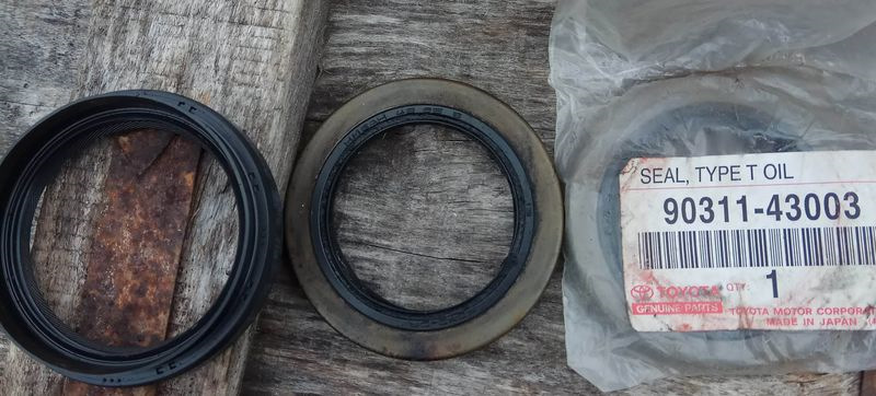 9031143003 Сальник полуоси RR TOYOTA CROWN, MAJESTA 87-95 TOYOTA LEXUS ...