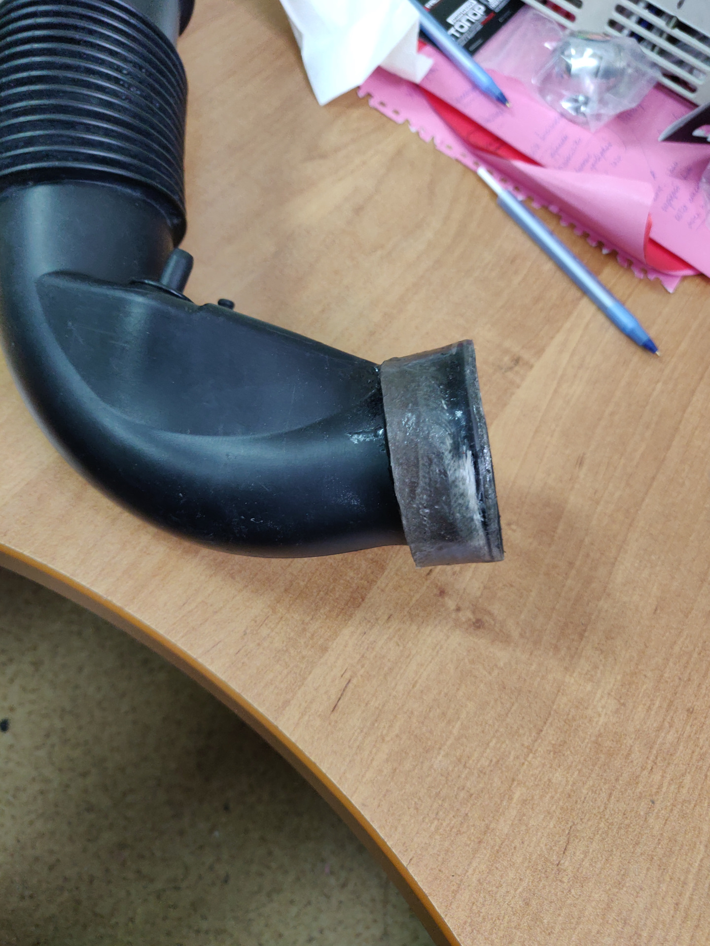 Впускной патрубок турбины. — Volvo V70 I, 2,3 л, 1998 года | своими ...