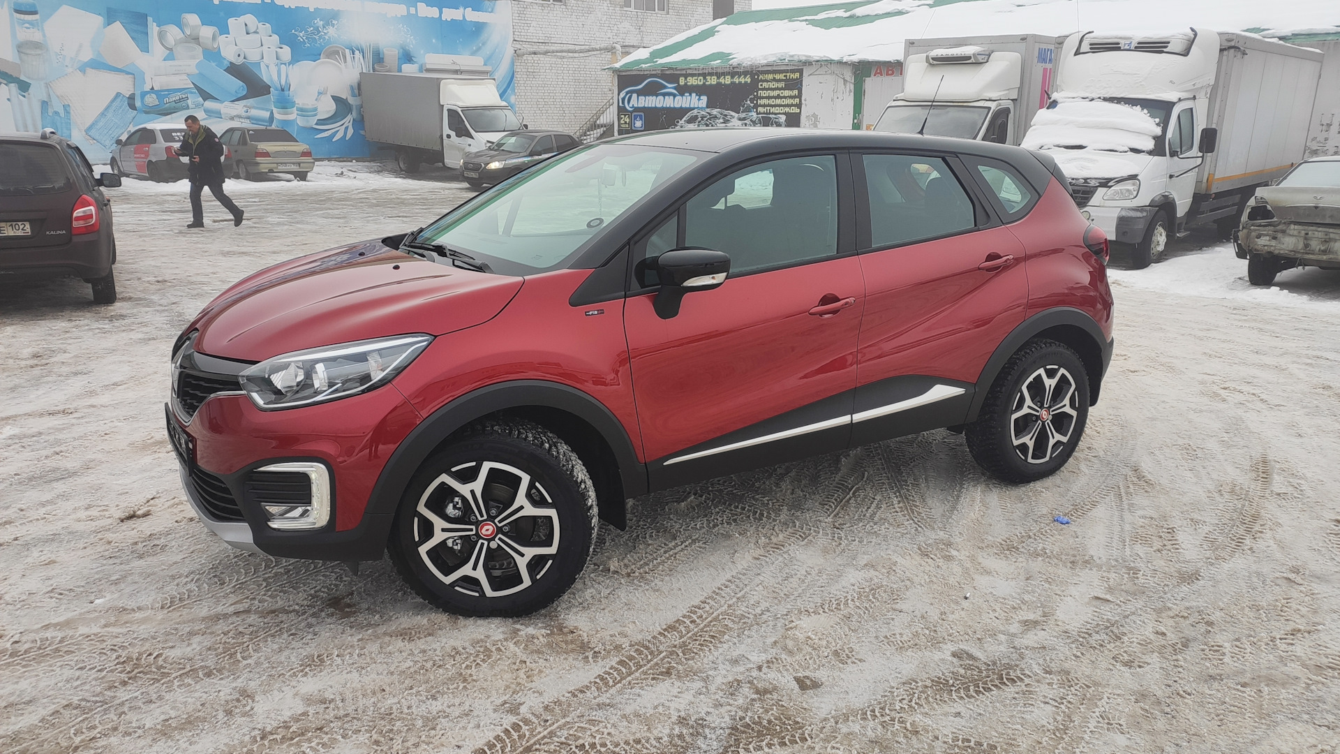 Renault Kaptur (2016) 2.0 бензиновый 2019 | 2.0. 4WD. ручка, Play на DRIVE2