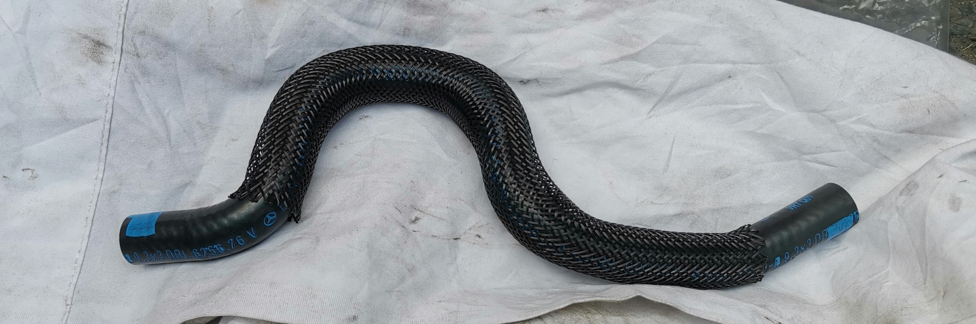 Замена шланга A 651 070 64 81 — Mercedes-Benz C-Class (W204), 2,1 л ...