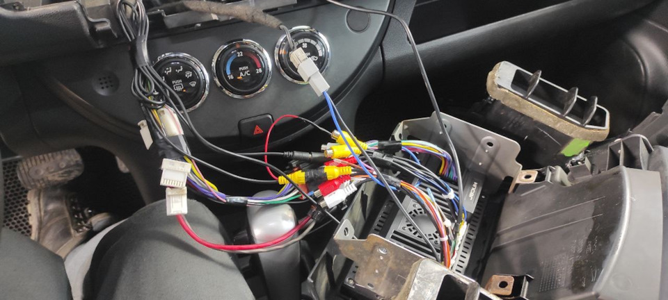 Замена магнитолы на android — Nissan Note (1G), 1,6 л, 2008 года ...