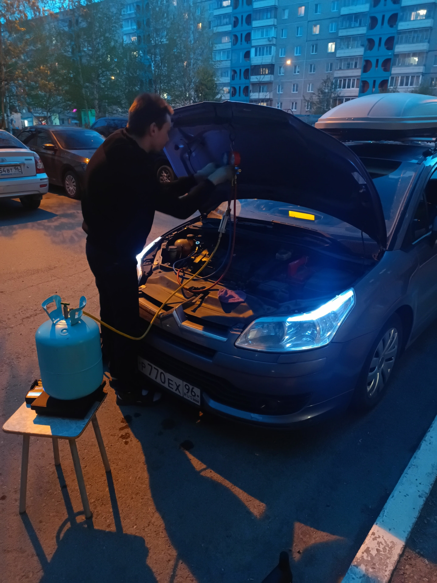 Начинается жара 🔥, заправка кондиционера во дворе (часть 1) — Citroen ...