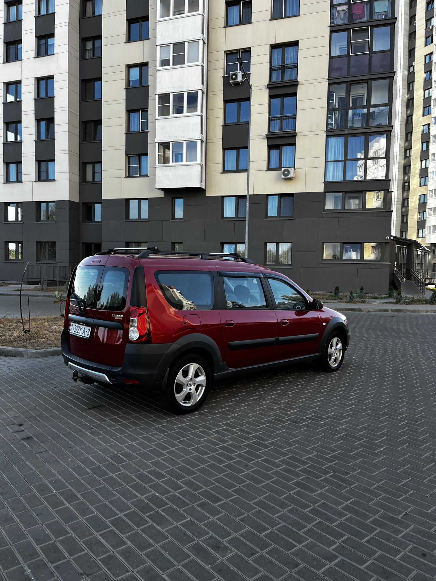 Ларгус продан — Lada Largus Cross, 1,6 л, 2019 года | продажа машины | DRIVE2