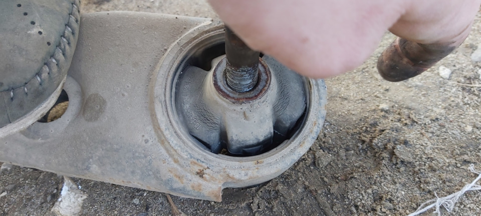 Замена сайлетблоков передних рычагов — Hyundai Sonata VI (YF), 2 л ...