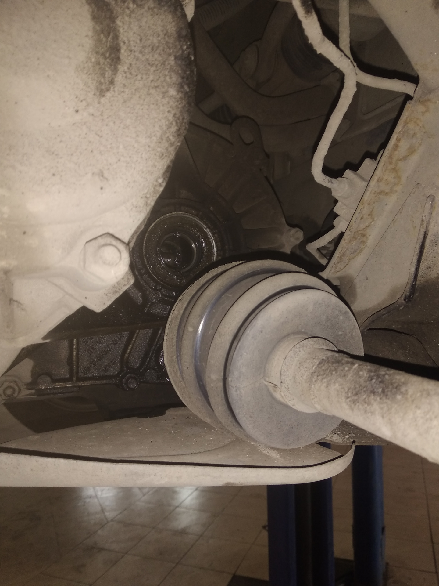 Плановое ТО переходящее в небольшой ремонт — Lada Калина седан, 1,6 л ...