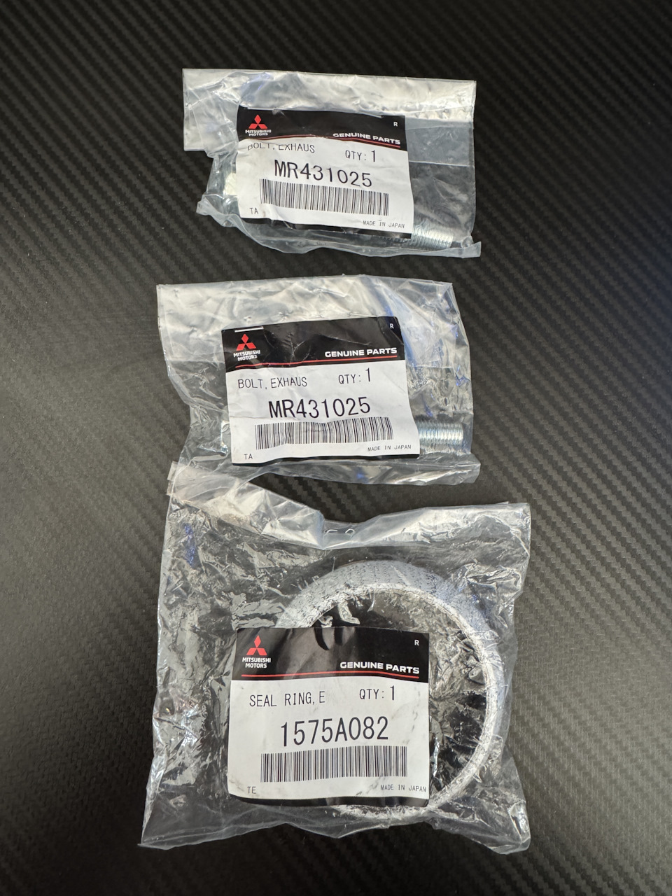 MR431025 БОЛТ КРЕПЛЕНИЯ ГЛУШИТЕЛЯ PAJERO/MONTERO, OUTLANDER (2000-2006 ...