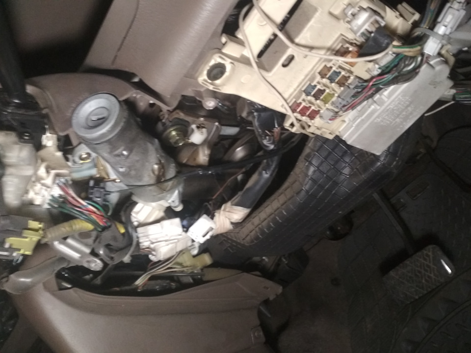 Замена втулки рулевой колонки — Toyota Corsa (5G), 1,5 л, 1998 года ...