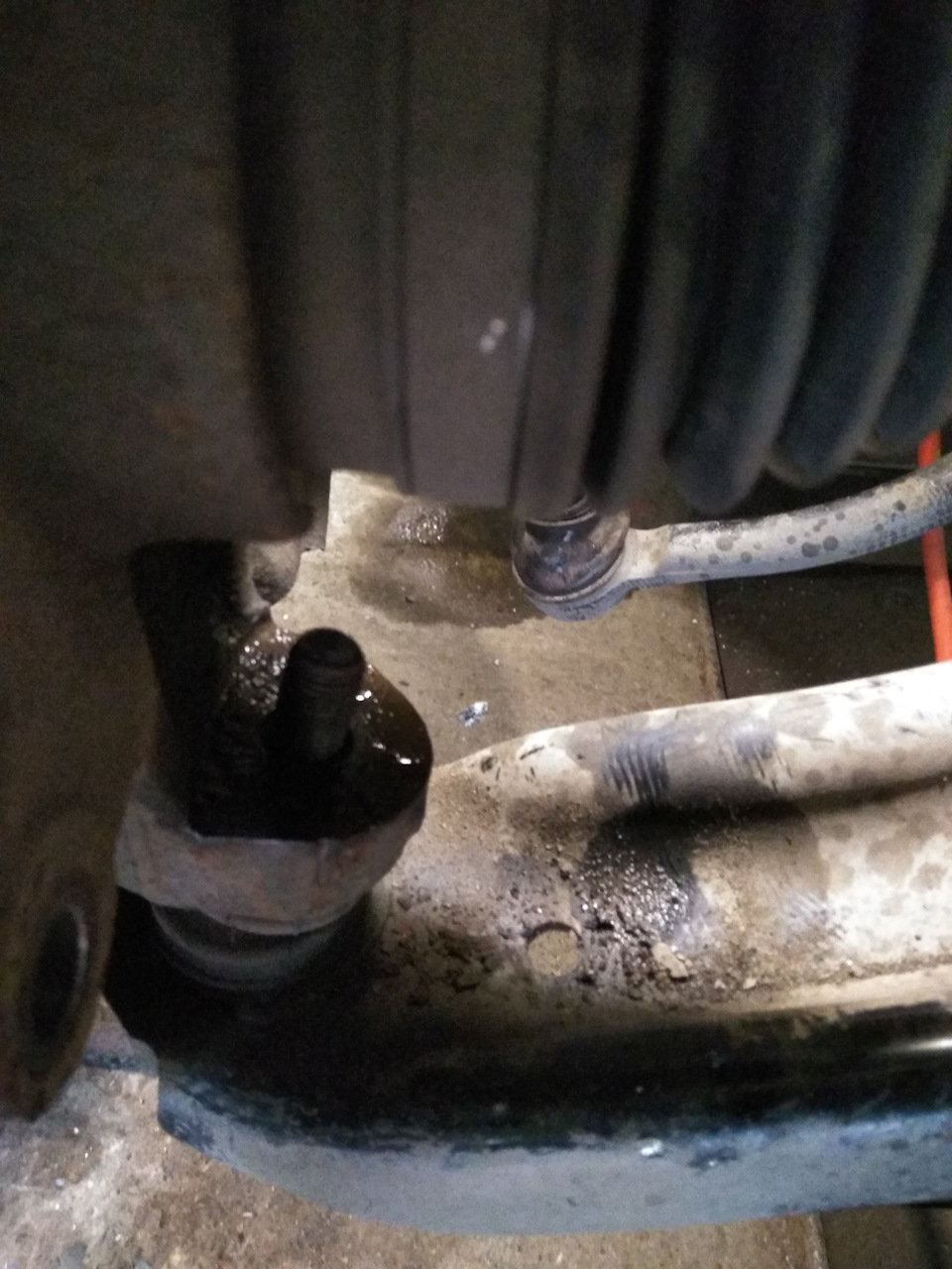 Замена передних амортизаторов на Sensen — Nissan Tiida (1G), 1,6 л ...