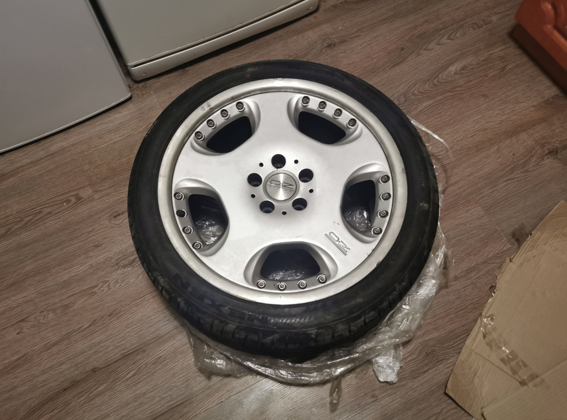 OZ Opera 2 18" — Mercedes-Benz E-Class Coupe (C124), 3 л, 1991 года ...