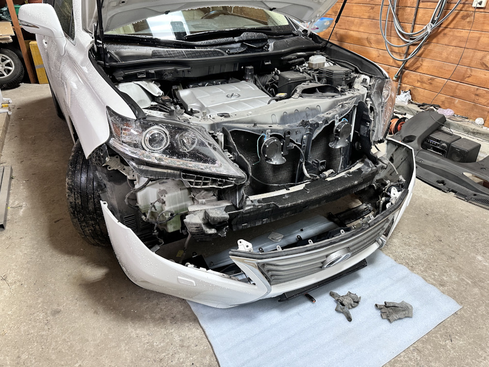 Решетка радиатора F-sport — Lexus RX (3G), 3,5 л, 2012 года ...
