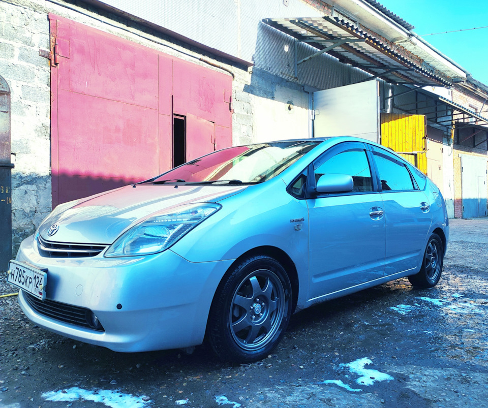 Запись ни о чем) — Toyota Prius (20), 1,5 л, 2009 года | просто так ...