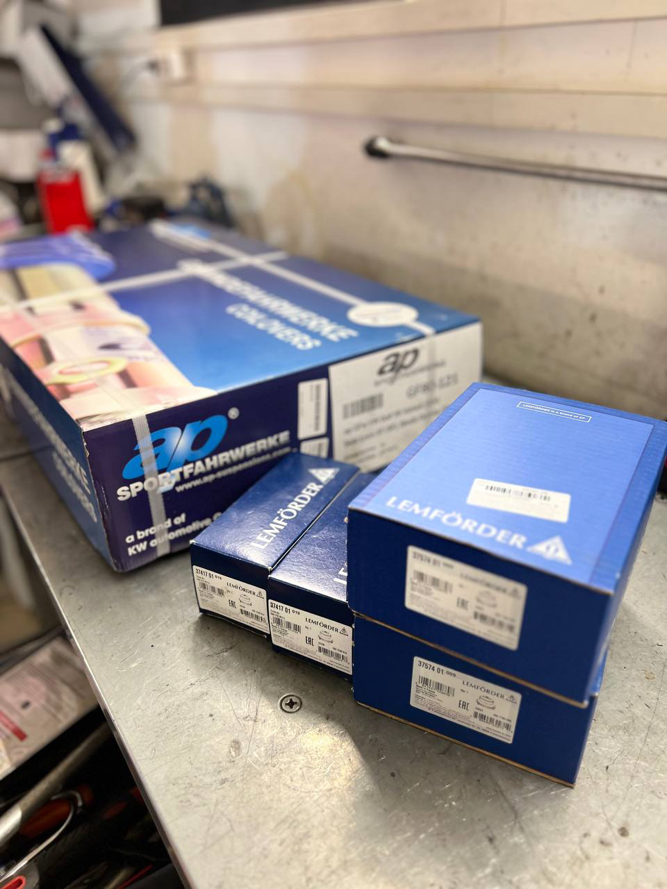 3757401 Ремкомплект, опора стойки амортизатора LEMFORDER | Запчасти на DRIVE2