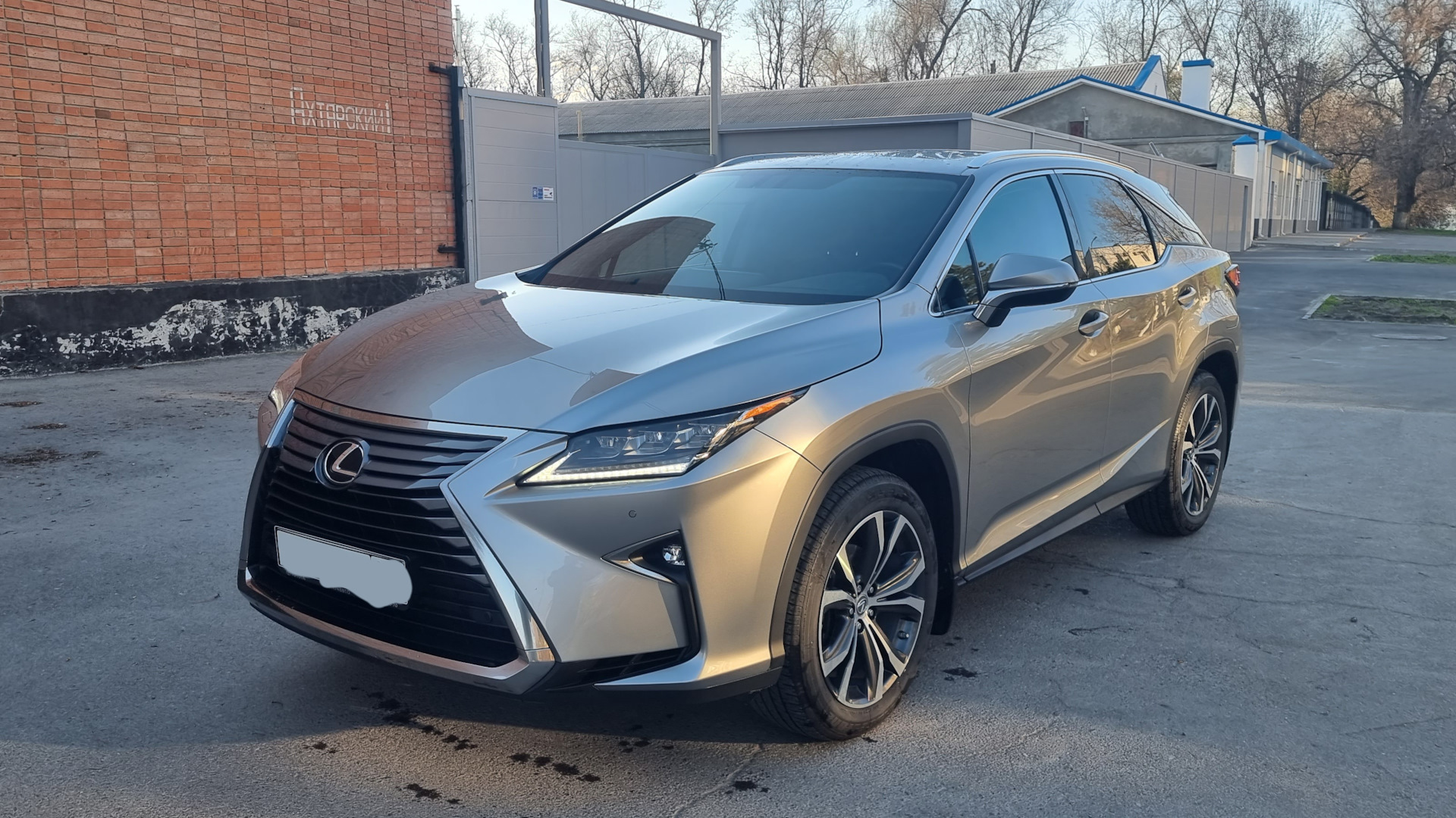 Lexus RX (4G) 2.0 бензиновый 2017 | 200t на DRIVE2