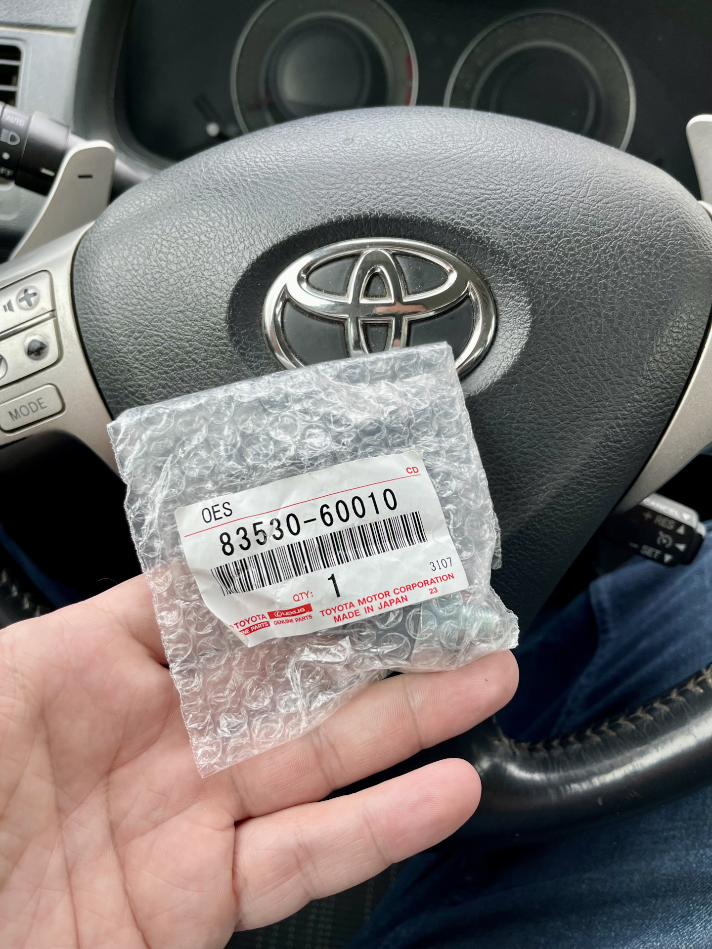 Новый датчик давления масла. — Toyota Corolla (140/150), 1,6 л, 2008 ...