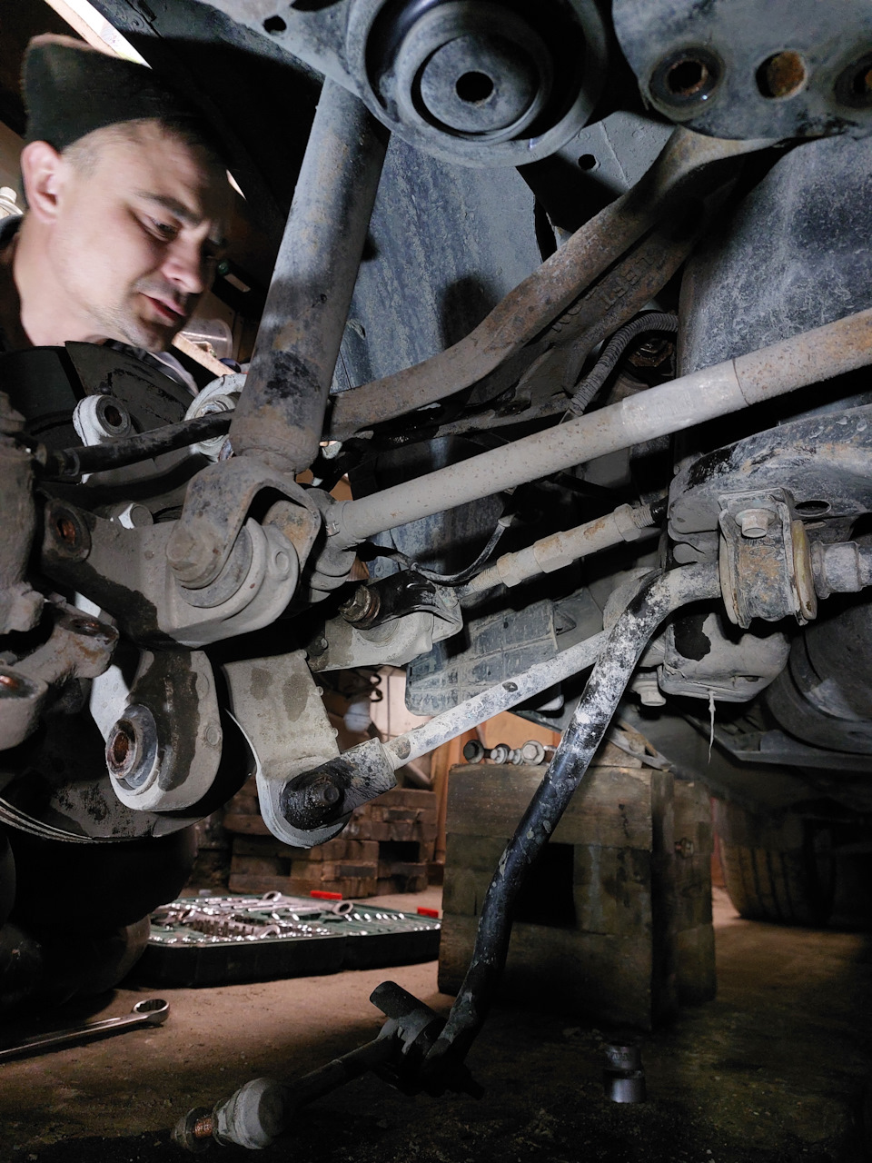 Замена сайлентблоков задней подвески и обслуживание рулевой рейки ...