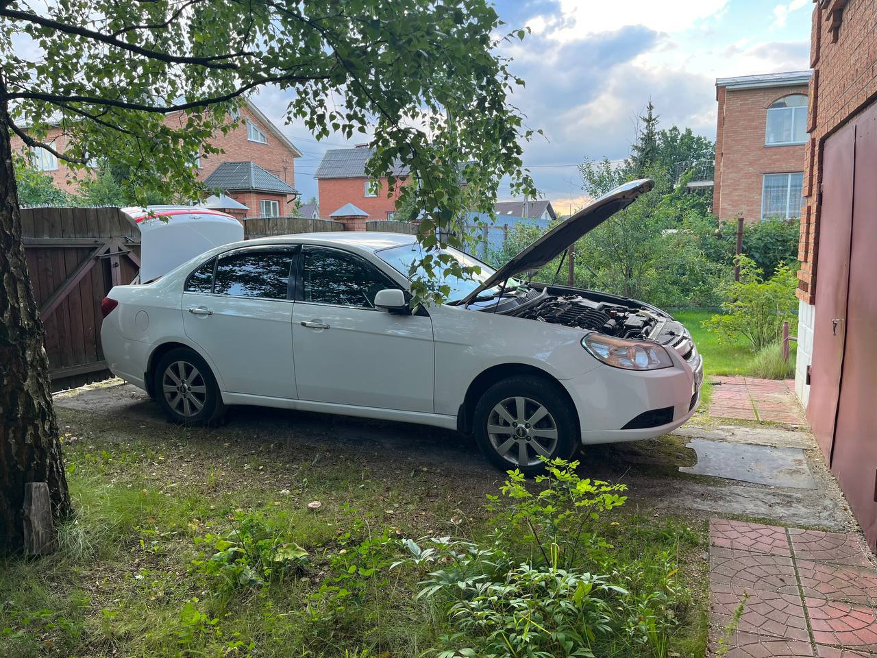 Замена задних стоек амортизаторов и опорного подшипника Шевроле Эпика ...