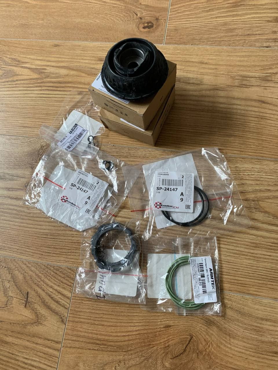 Обслуживание передней пневмы ремкомплектом и замена сайлентов рычагов ...